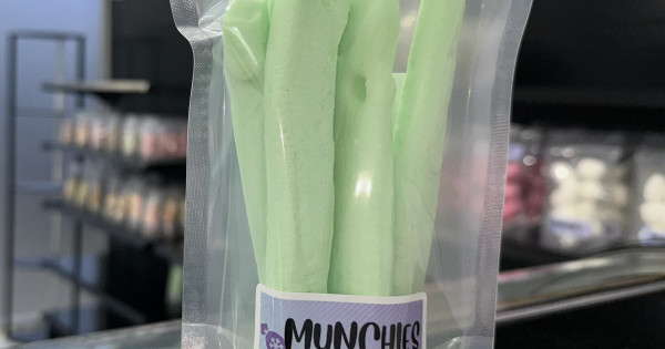 Freeze dried creaming soda fizzer sticks